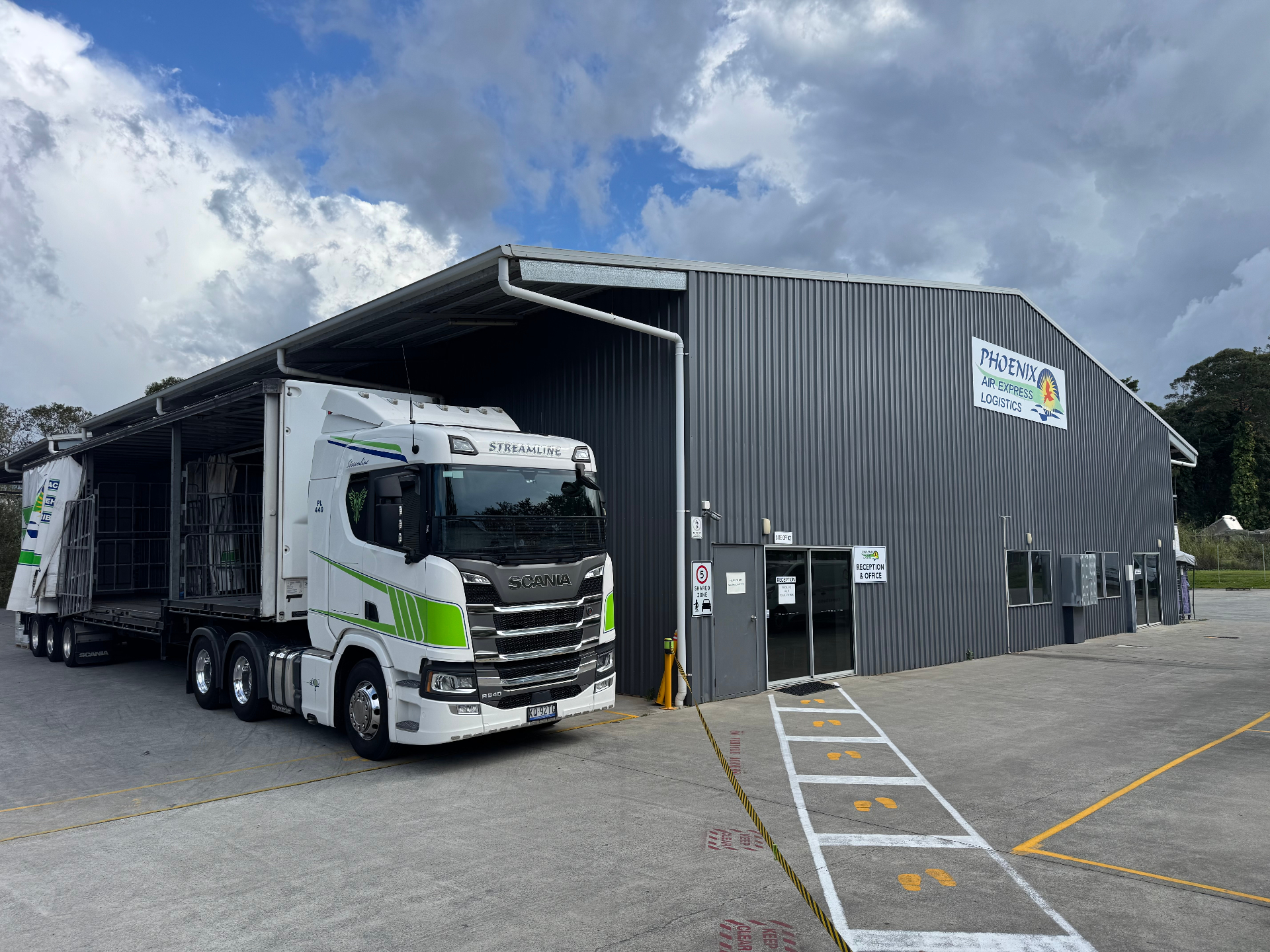 Phoenix Express Logistics